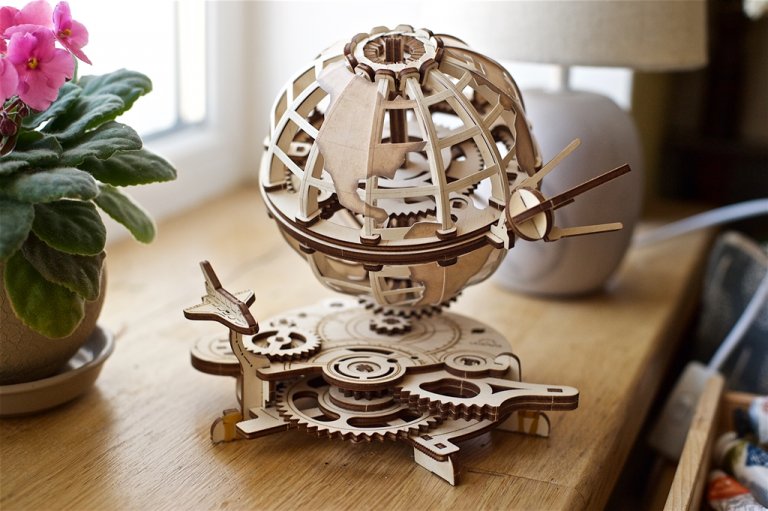 Introducing the UGears Globus: a New look at a familiar object - UGears USA