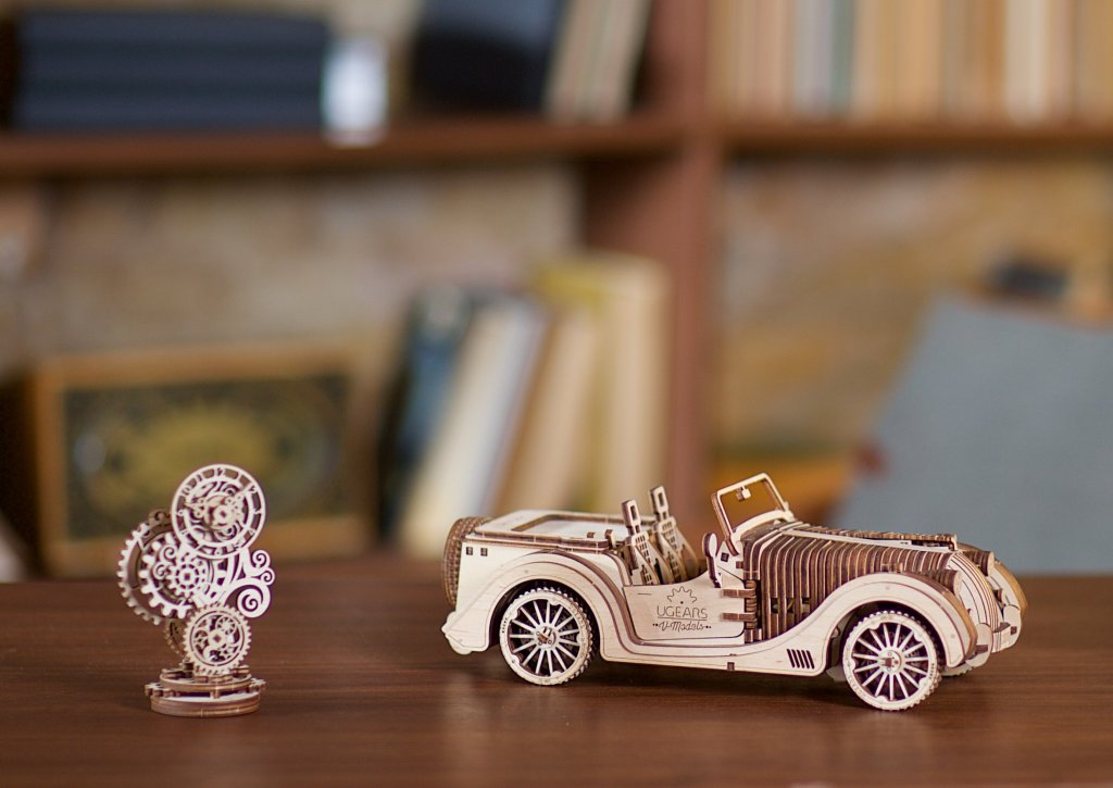 Do Ugears mechanical models foresee the future? - UGears USA