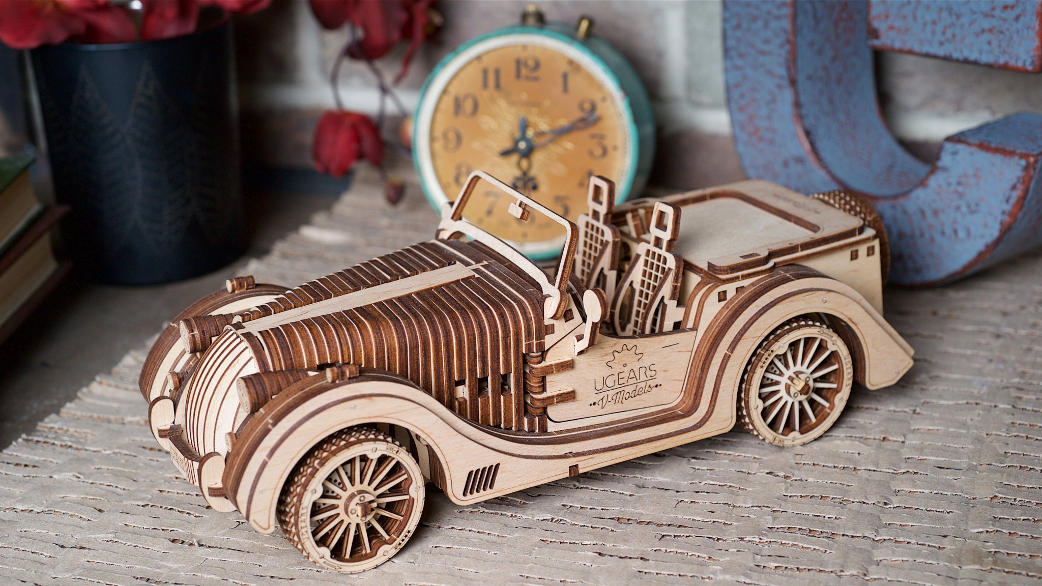 Do Ugears mechanical models foresee the future? - UGears USA